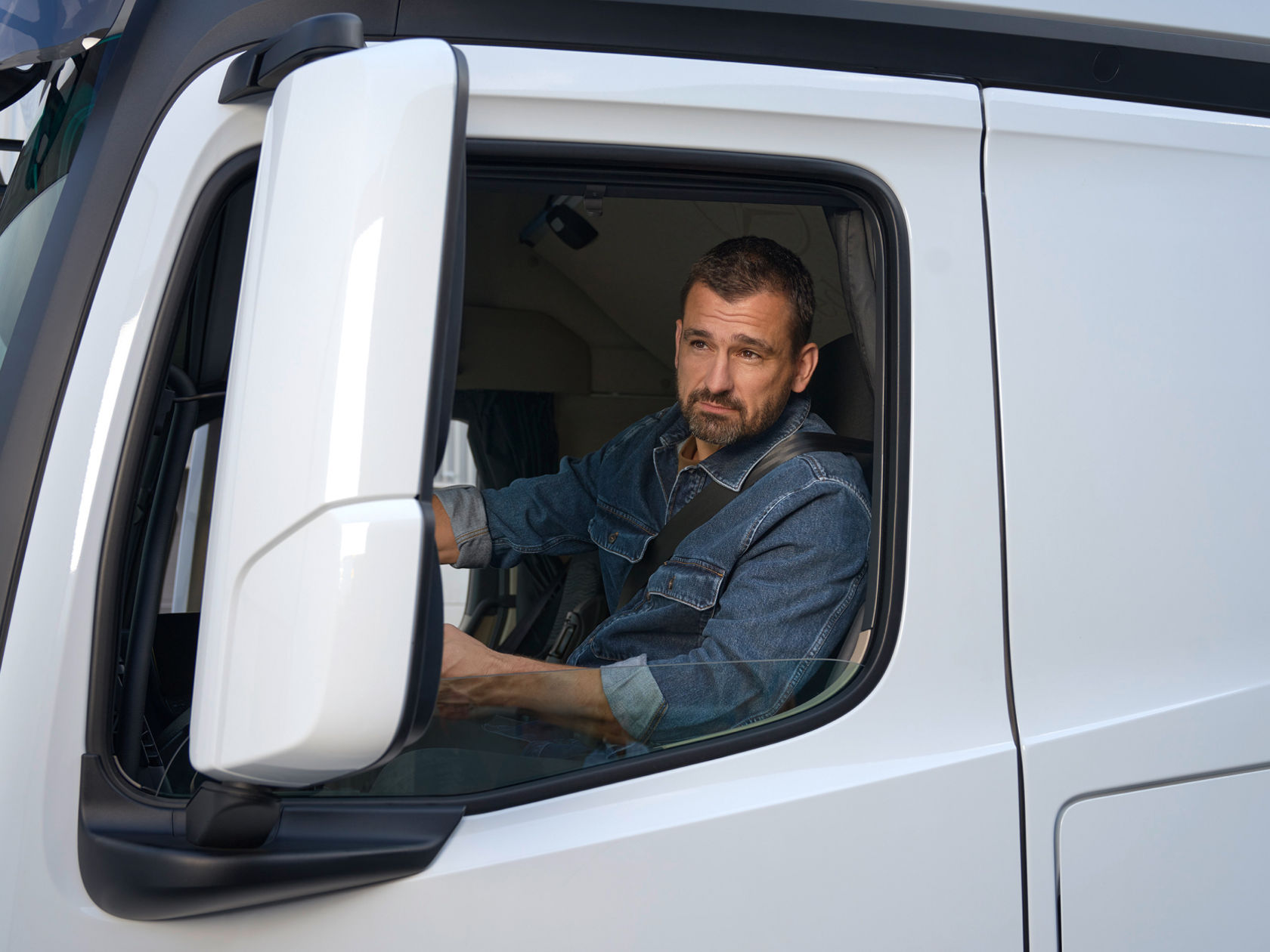 Actros F | Mercedes-Benz Trucks International