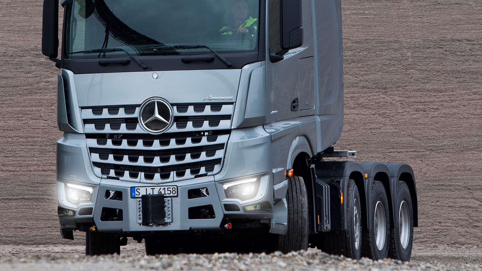 Arocs up to 500 t | Mercedes-Benz Trucks UK