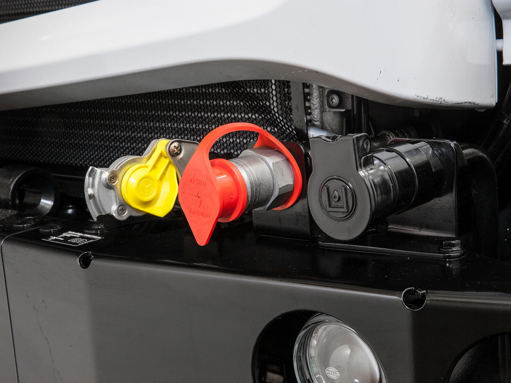 Extreme off-road Unimog | Mercedes-Benz Trucks International