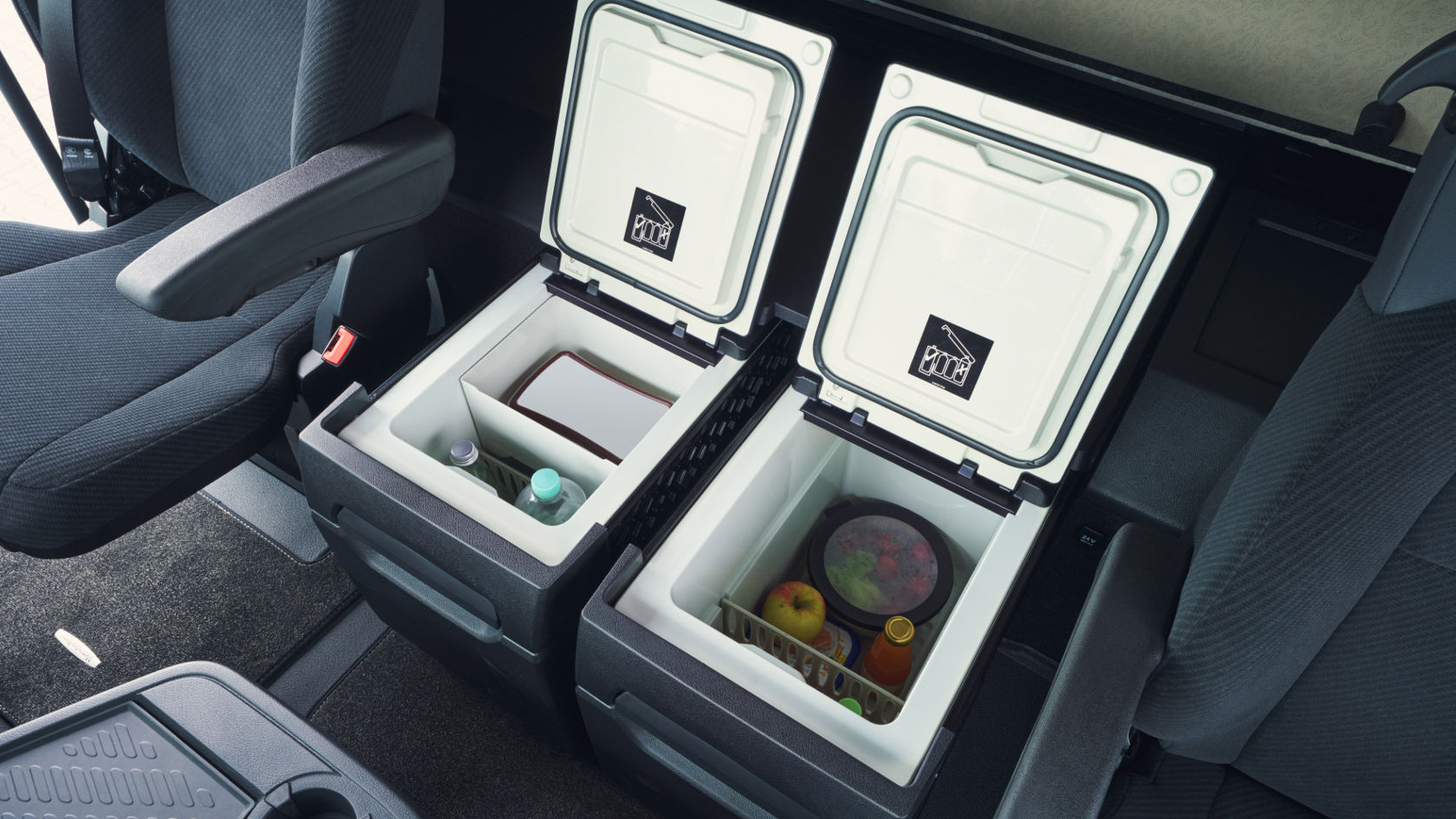 Accessories and retrofits | Mercedes-Benz Trucks