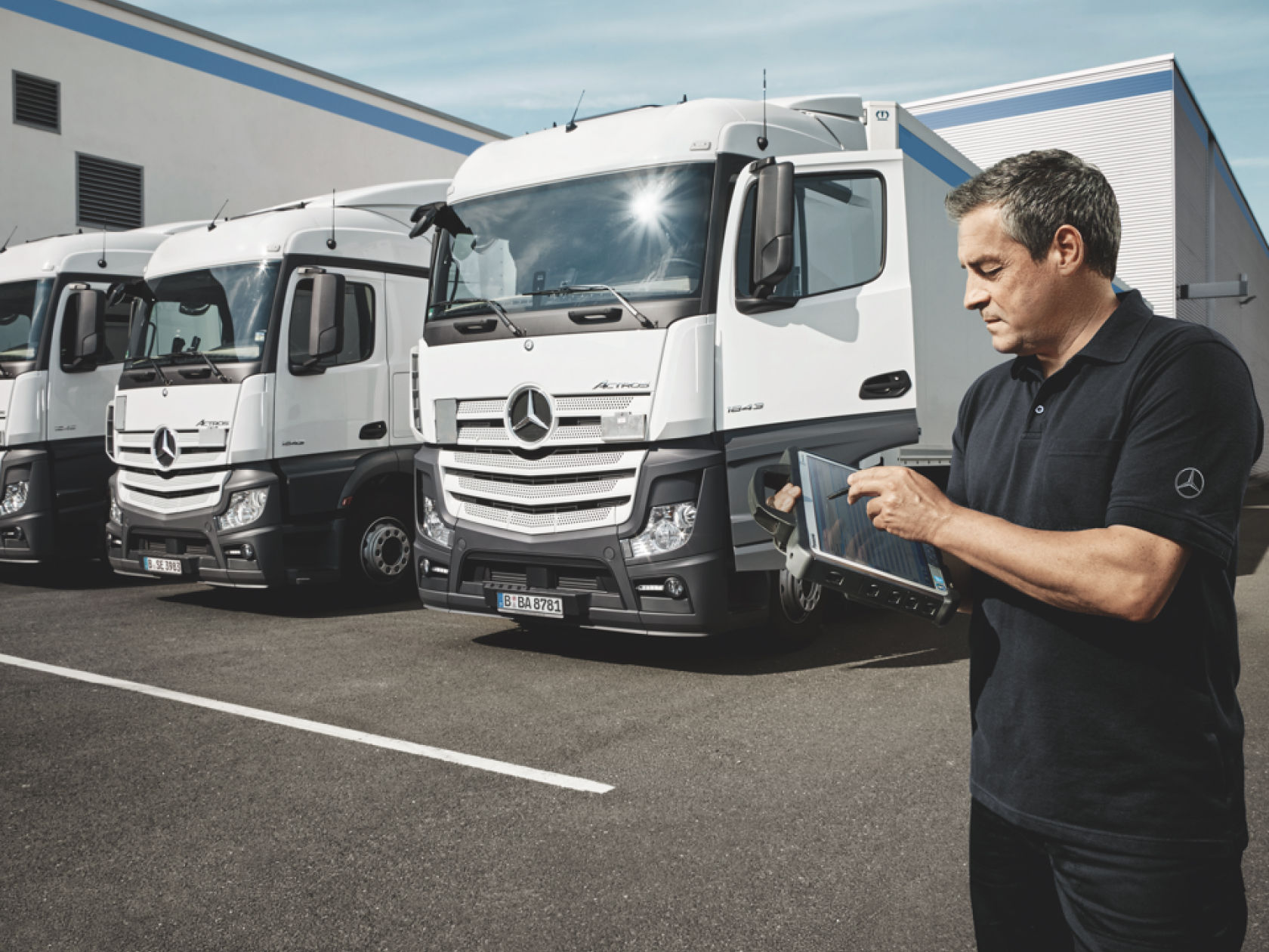 Contratos de servicio | Mercedes-Benz Trucks