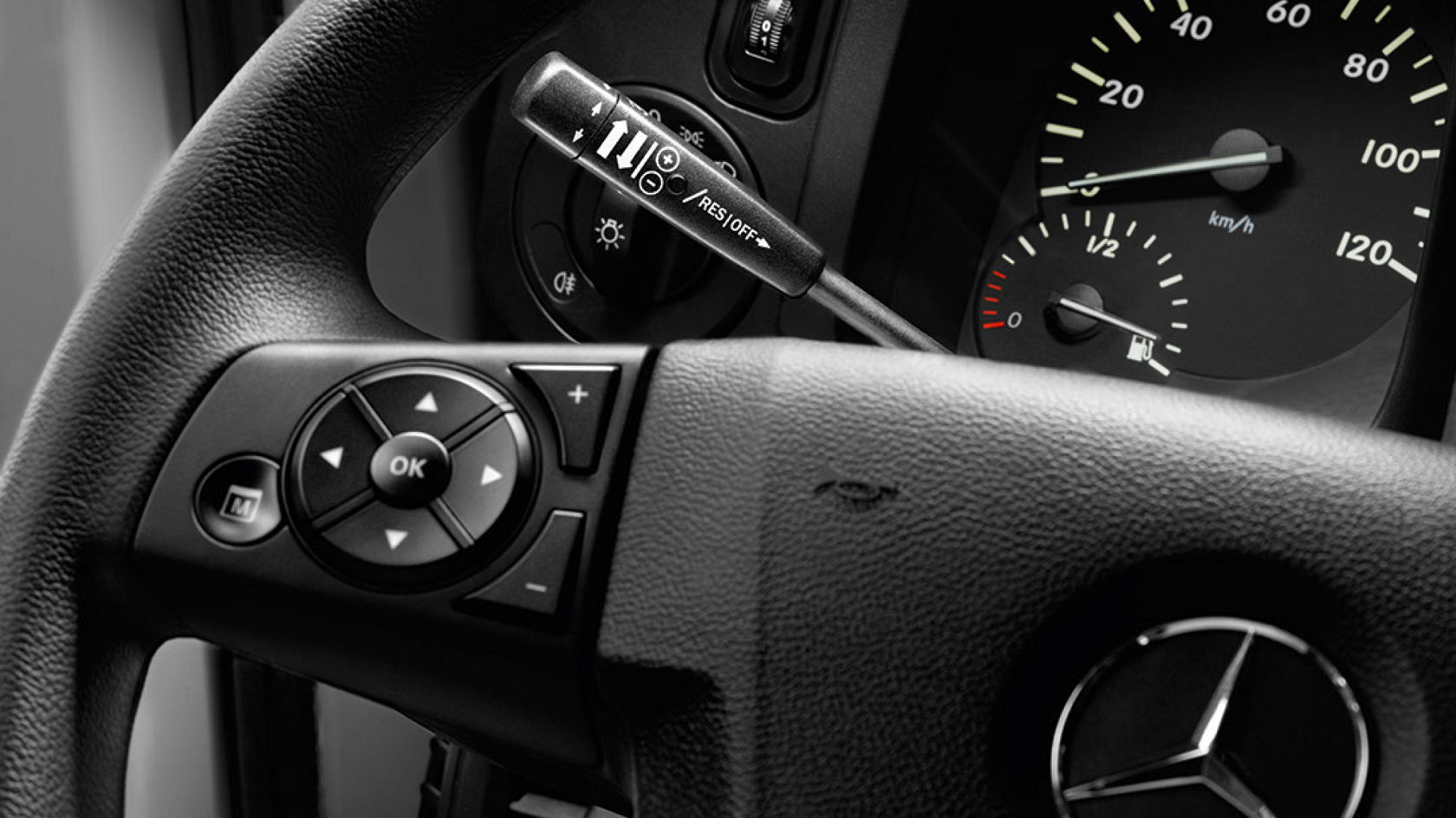 Unimog-werktuigdrager | Mercedes-Benz Trucks