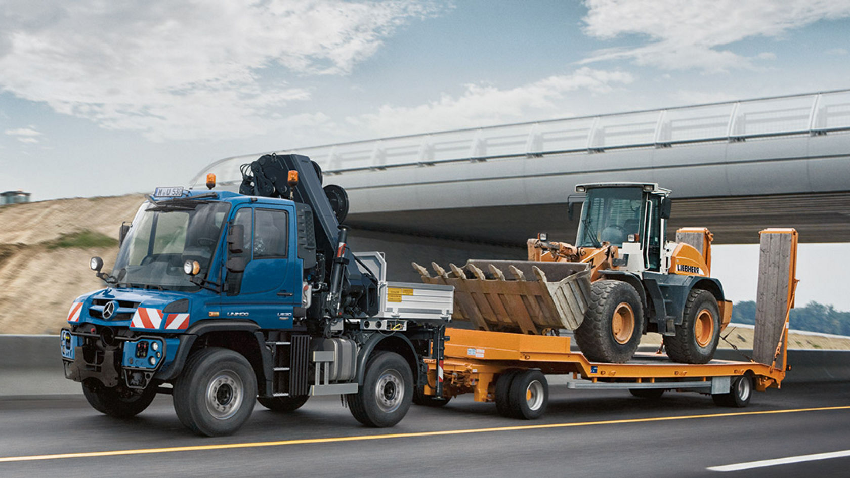 „Unimog“ įrangos platforma | Mercedes-Benz Trucks